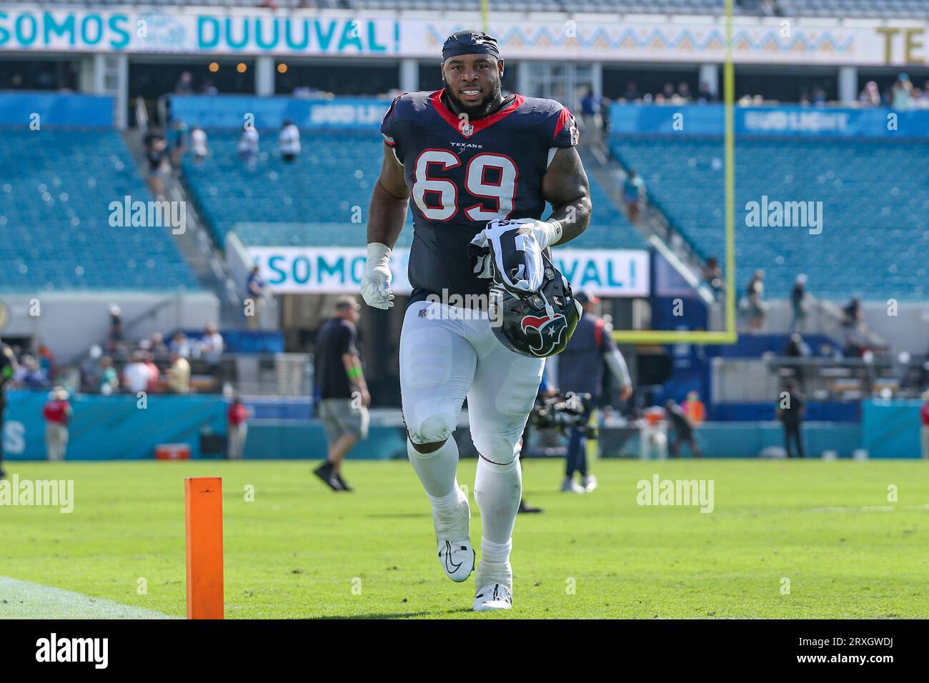 Houston Texans guard Shaq Mason (69) walks off the field after an NFL ...
