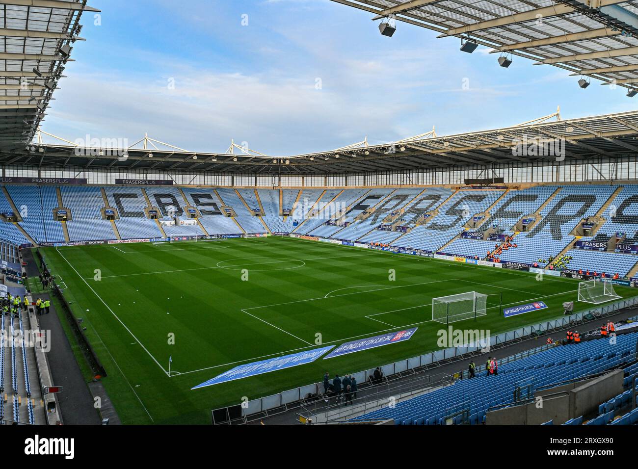 Cbs arena stadium hi-res stock photography and images - Alamy