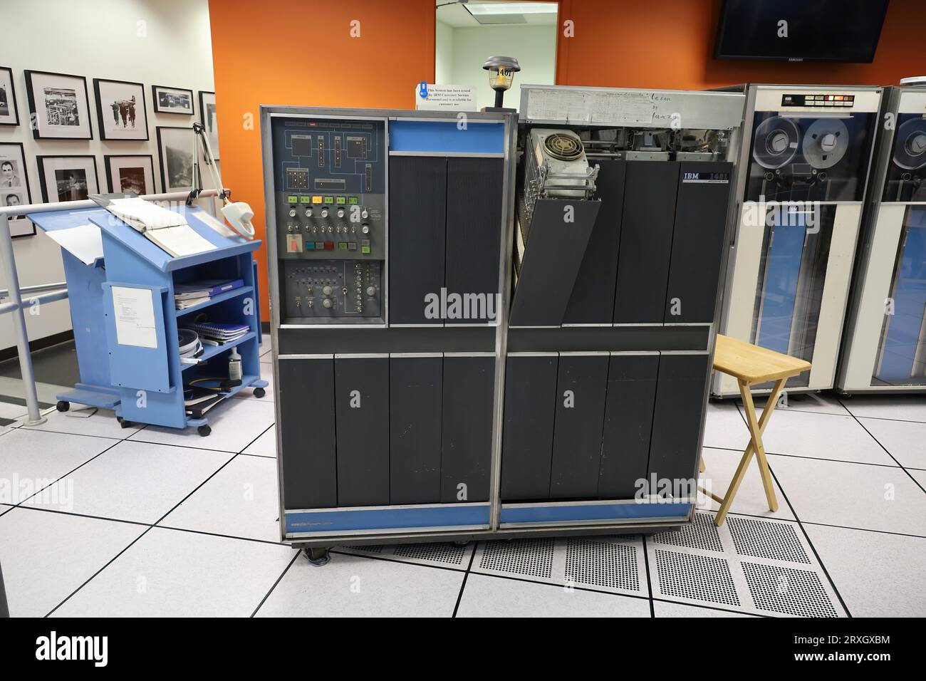 Mainframe Computer 2022 Mainframe Computer 2022