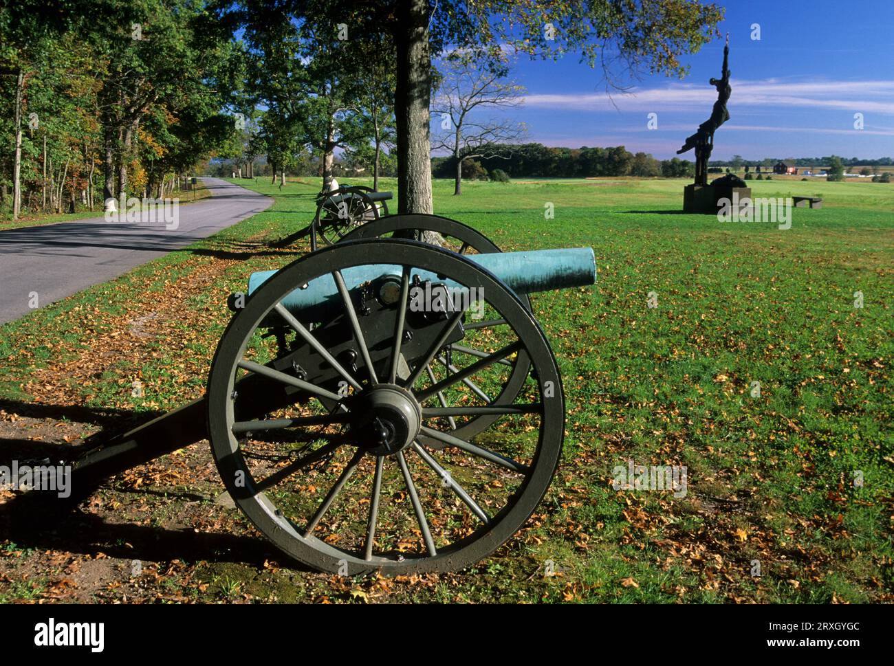 Cannon with Louisiana Memorial, Gettysburg National Military Park ...