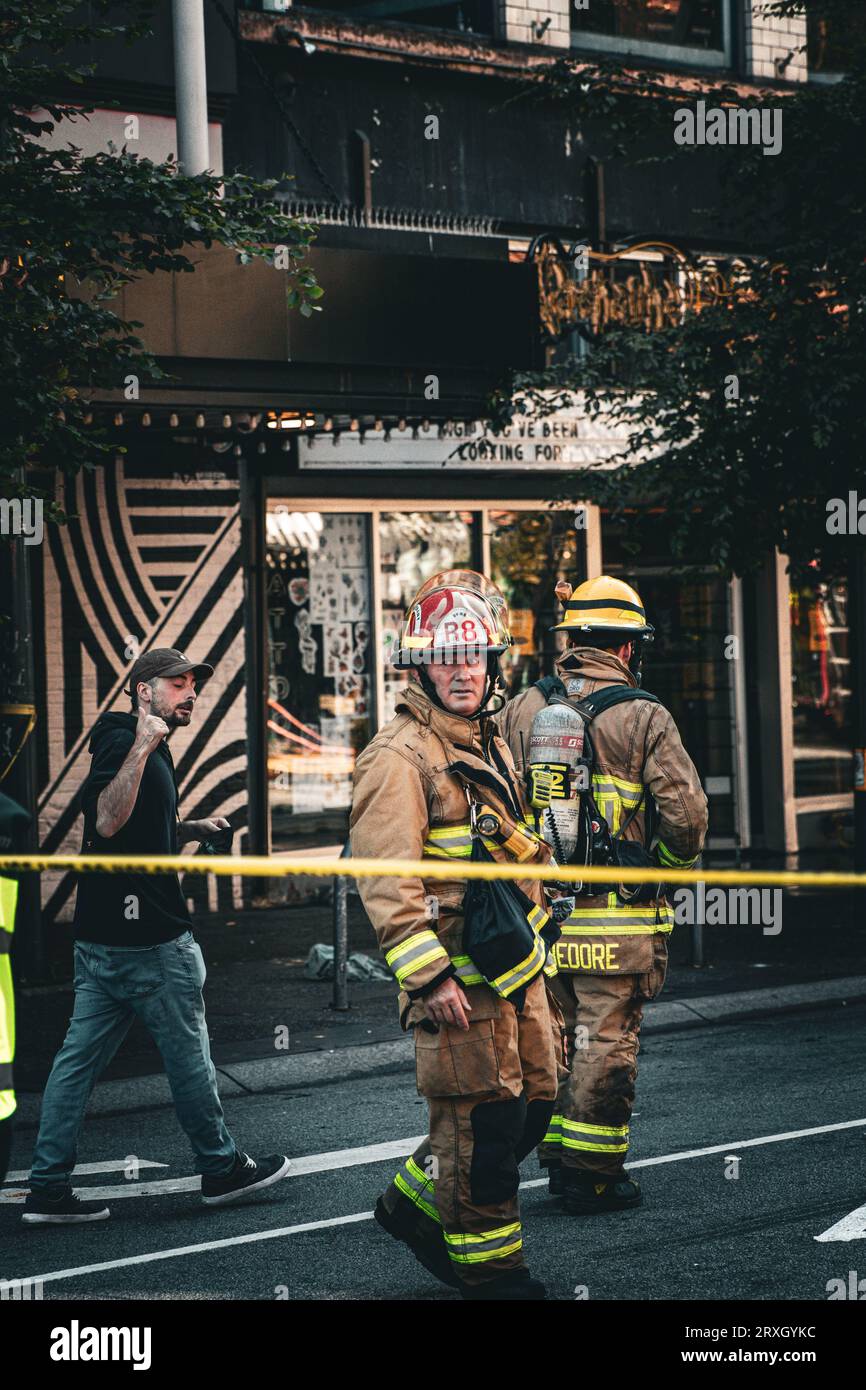 Fireman fire truck accidents hi-res stock photography and images - Alamy