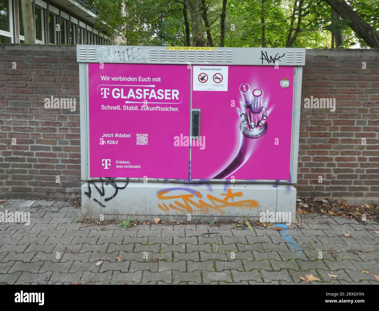 Cologne, Germany. 23rd Sep, 2023. Telekom distribution box for the ...