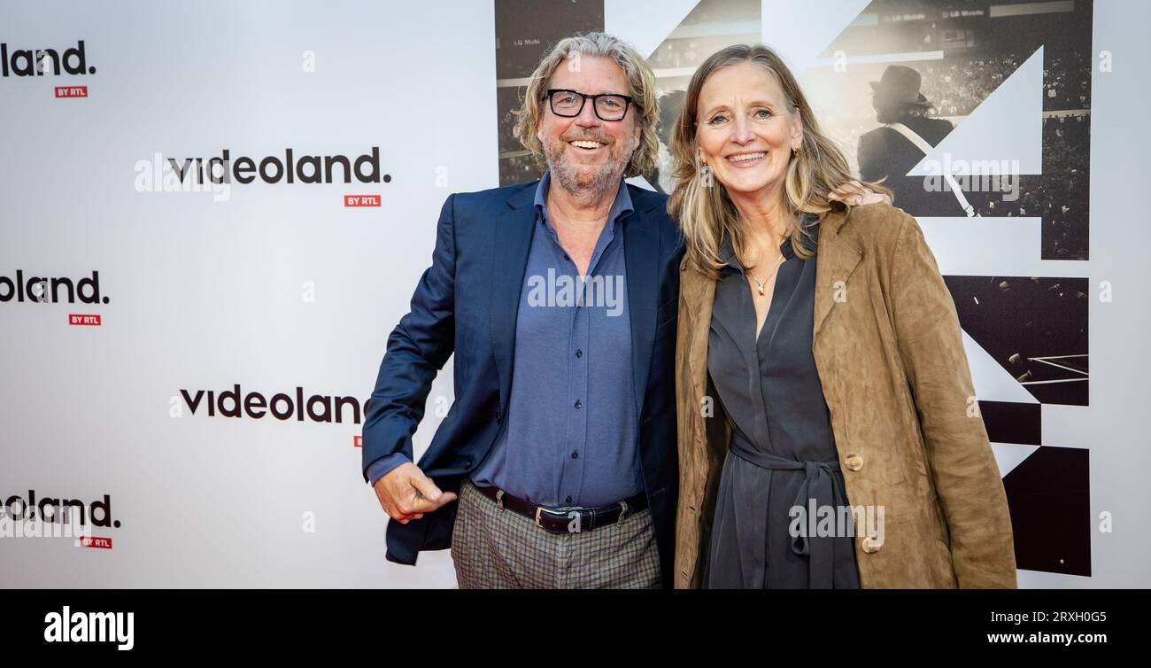 AMSTERDAM - Henk Jan Smit with his wife on the red carpet, prior to the ...