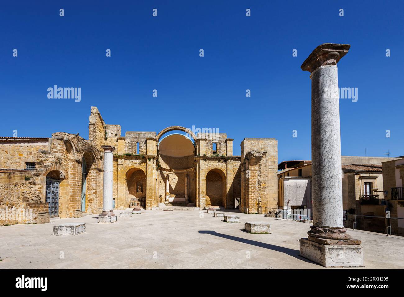 Salemi castle hi-res stock photography and images - Alamy