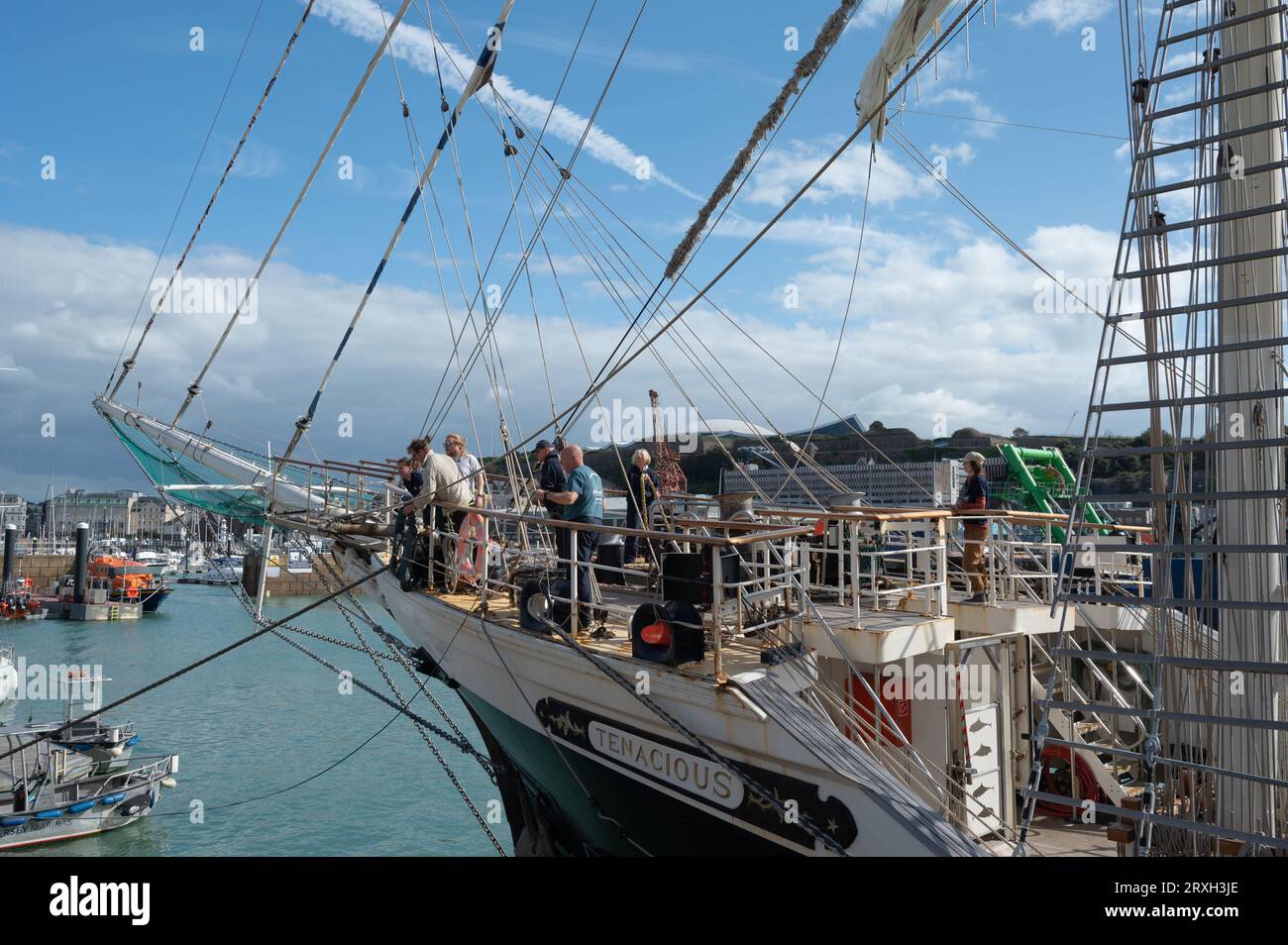 Sv tenacious hi-res stock photography and images - Alamy