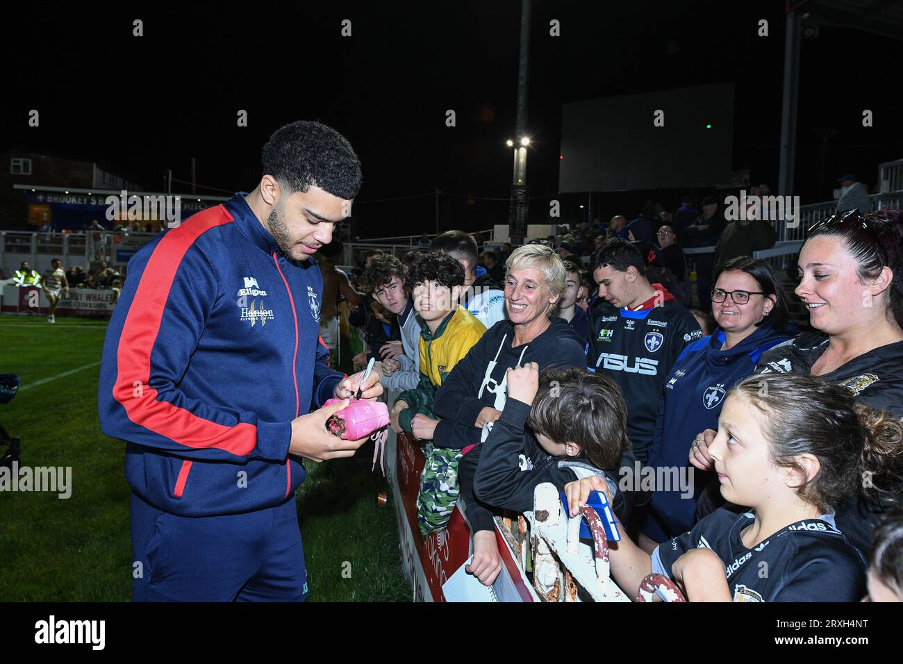 Wakefield, England - 22nd September 2023 Wakefield Trinity's Lewis ...