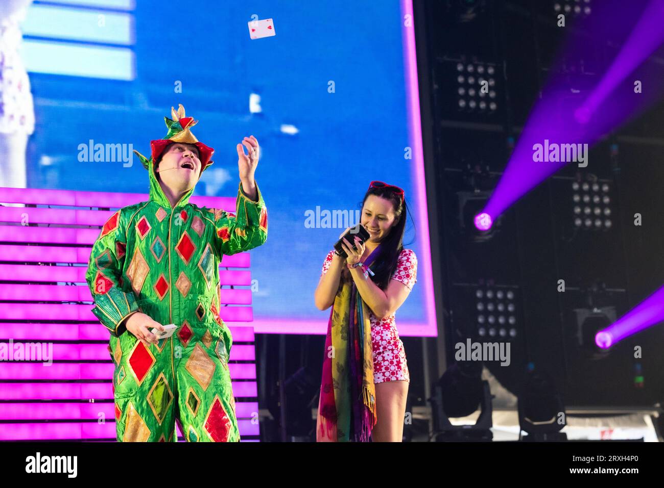 Piff magic dragon hi-res stock photography and images - Alamy