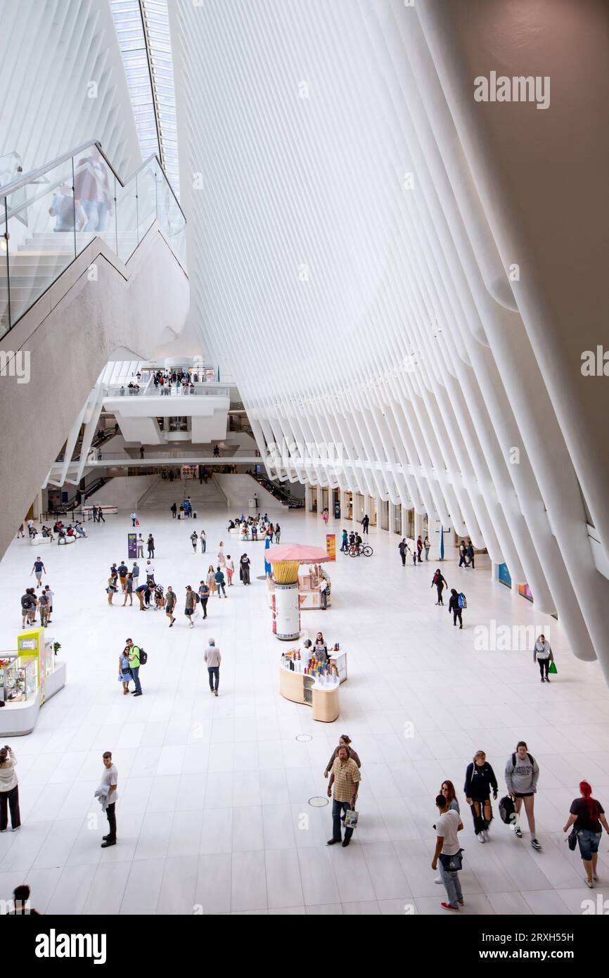 OCULUS, NEW YORK, USA, -SEPTEMBER 16, 2023. The interior of The Oculus ...