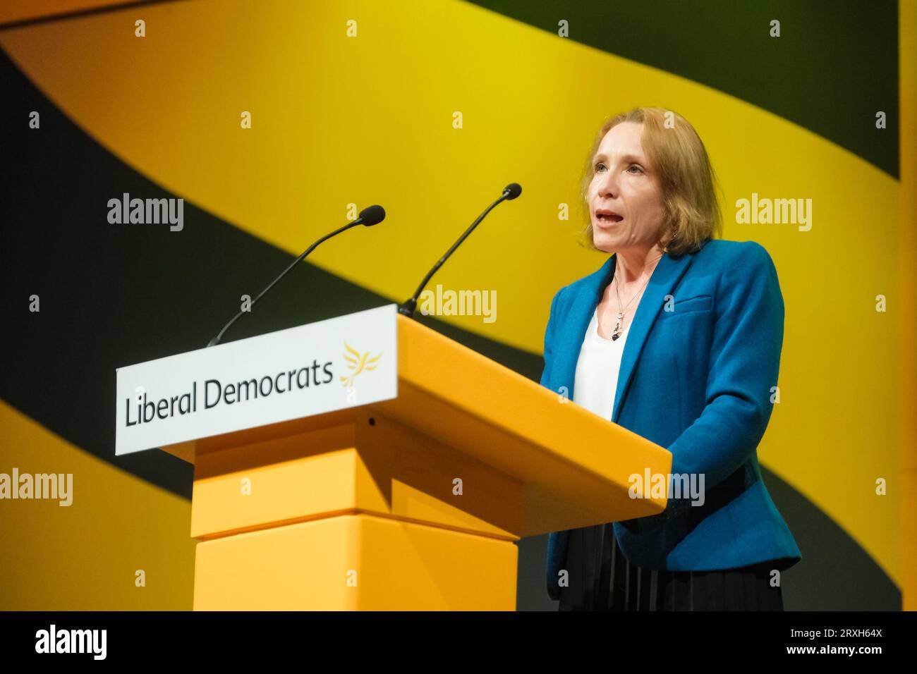 Helen morgan liberal democrats hi-res stock photography and images - Alamy