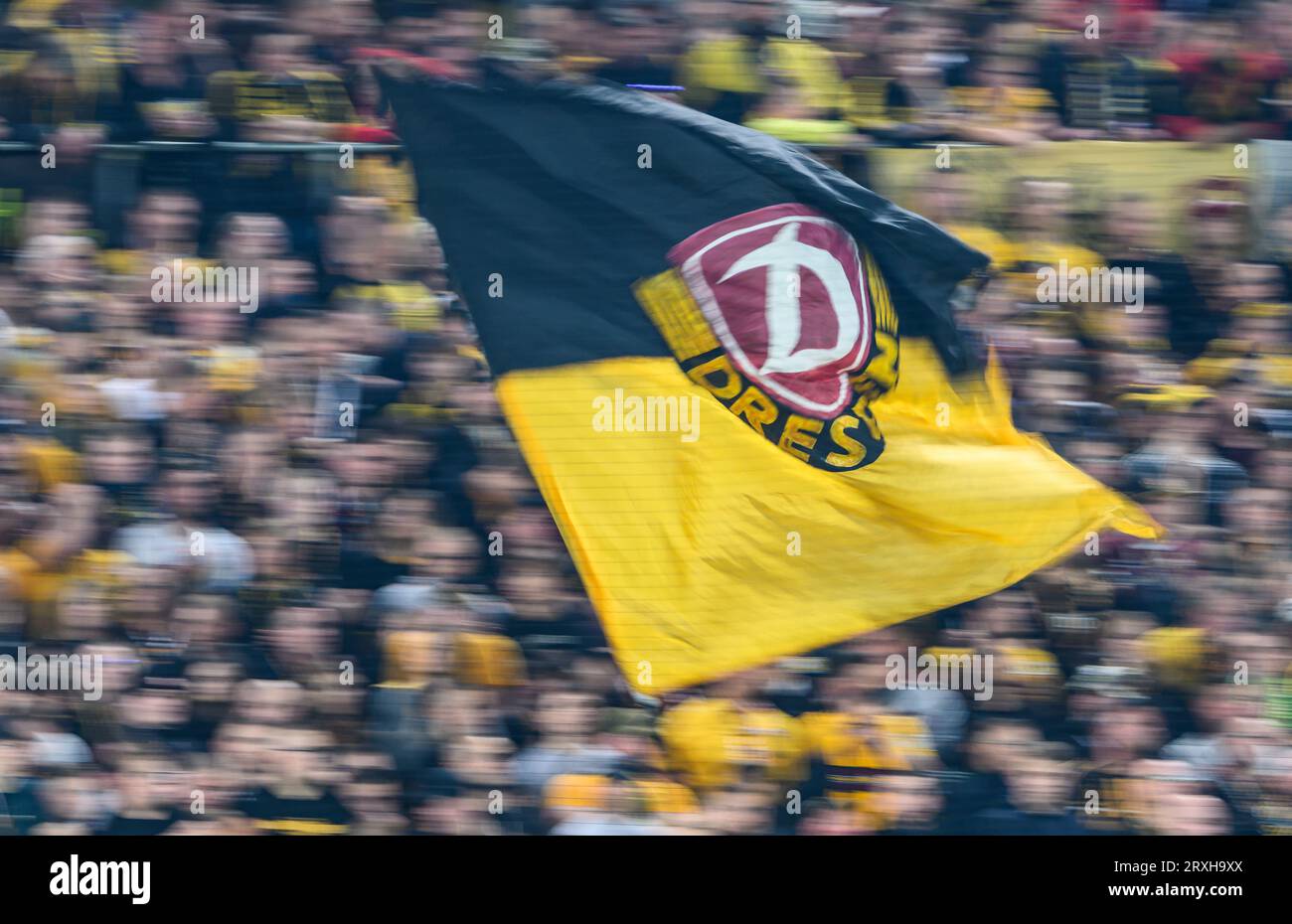 Dresden, Germany. 24th Sep, 2023. Soccer: 3rd league, SG Dynamo Dresden ...