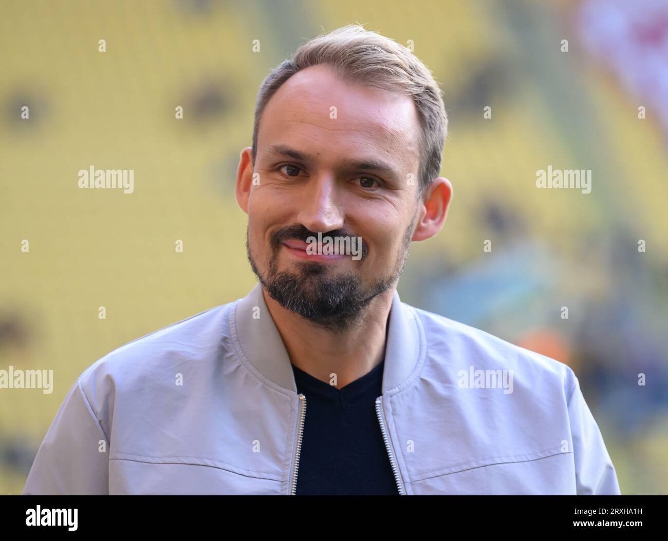 Dresden, Germany. 24th Sep, 2023. Soccer: 3rd league, SG Dynamo Dresden ...