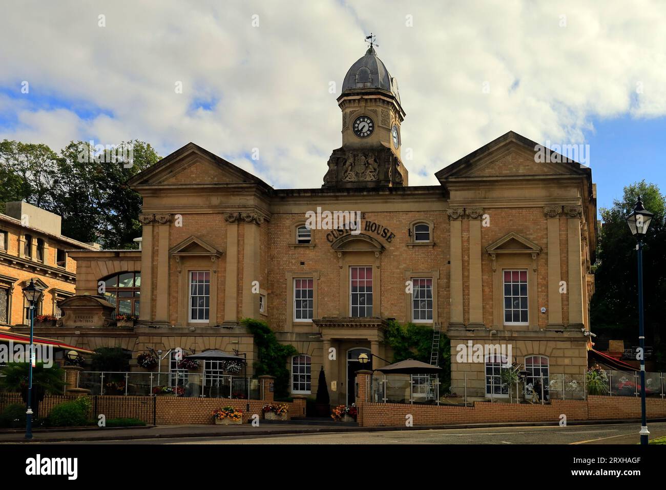 The Custom House, Penarth, Cardiff, Taken September 2023 Stock Photo ...