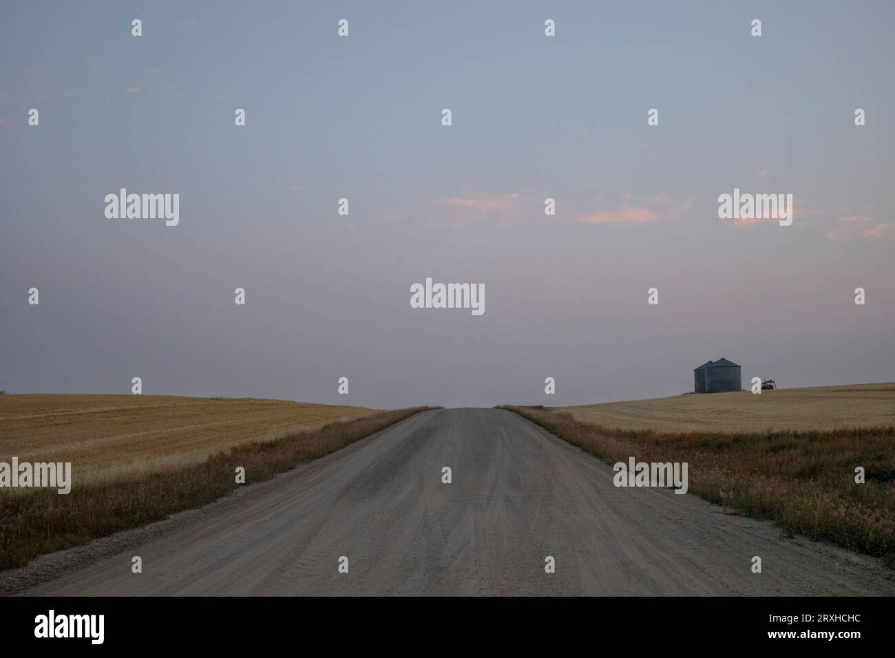 Prairie farms and countryside hi-res stock photography and images - Alamy