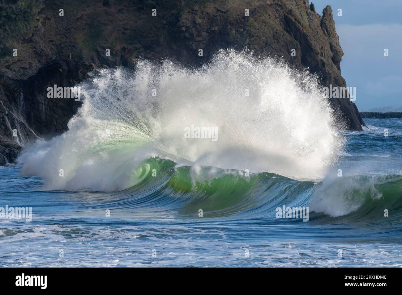 Crashing waves against the cliffs at Waikiki Beach, Cape Disappointment ...