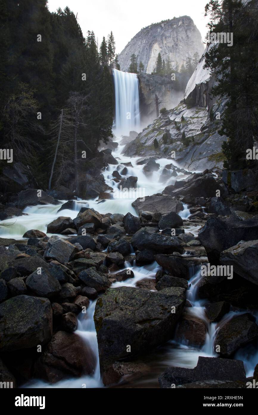 Mountains and rivers cascading mountains and rivers hi-res stock ...