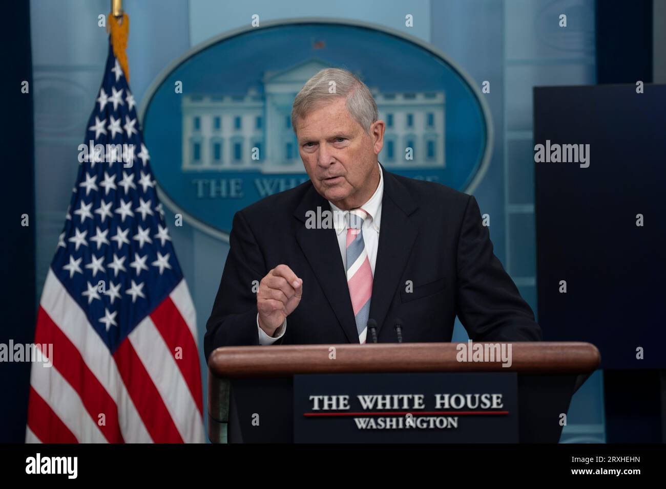 Secretary of agriculture tom vilsack hi-res stock photography and ...