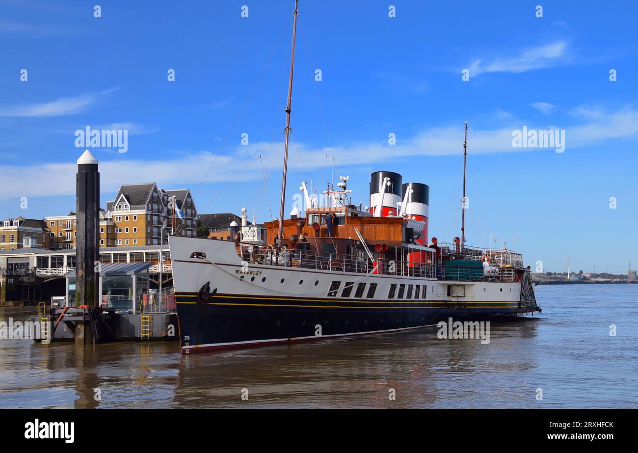 Paddle steamer Waverley launched in 1946 safely moored alongside ...