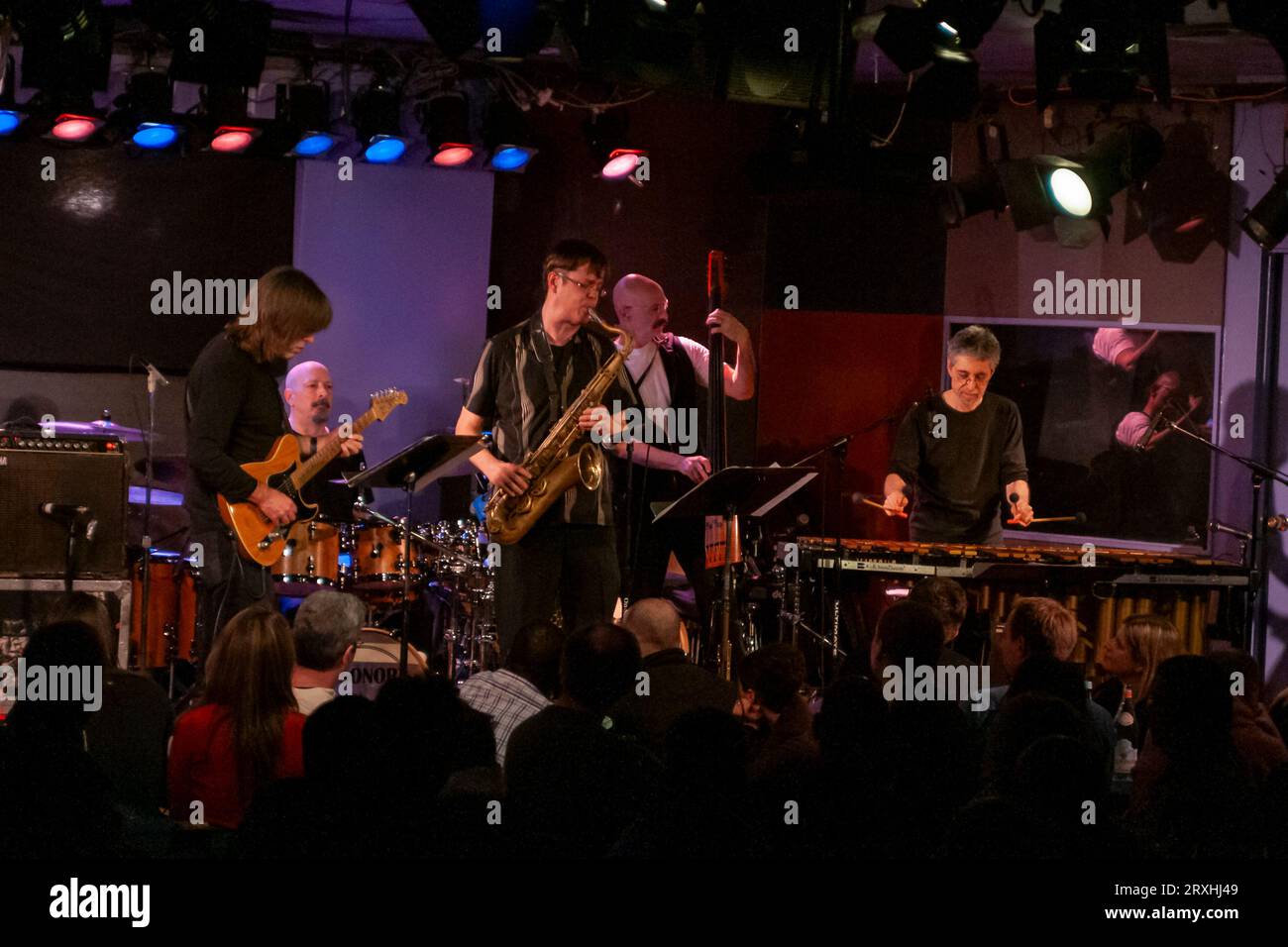 L'image featuring Mike Mainieri, David Spinozza, Warren Bernhardt ...