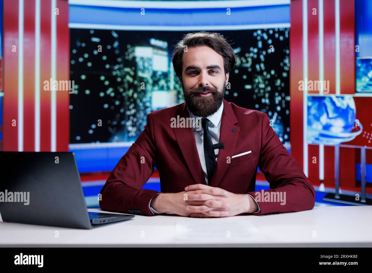 Communications channel hi-res stock photography and images - Alamy