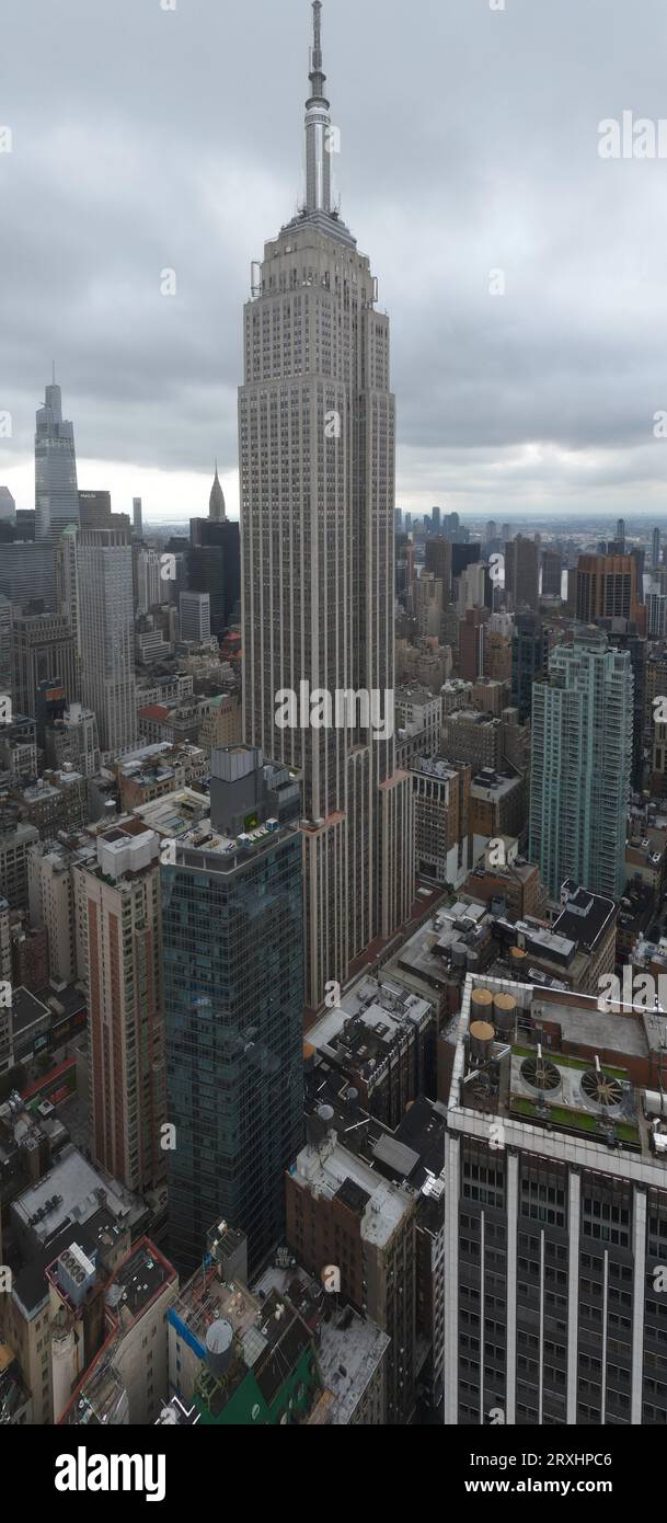 4k empire state building in hi-res stock photography and images - Alamy