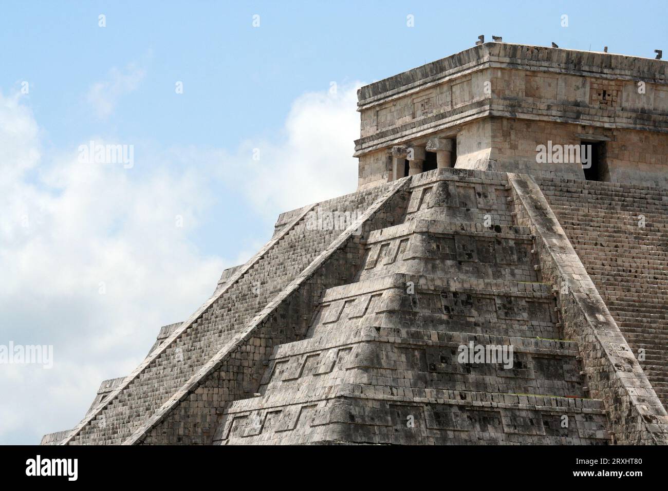 Chichen Itza Pyramid in Mexico Stock Photo - Alamy