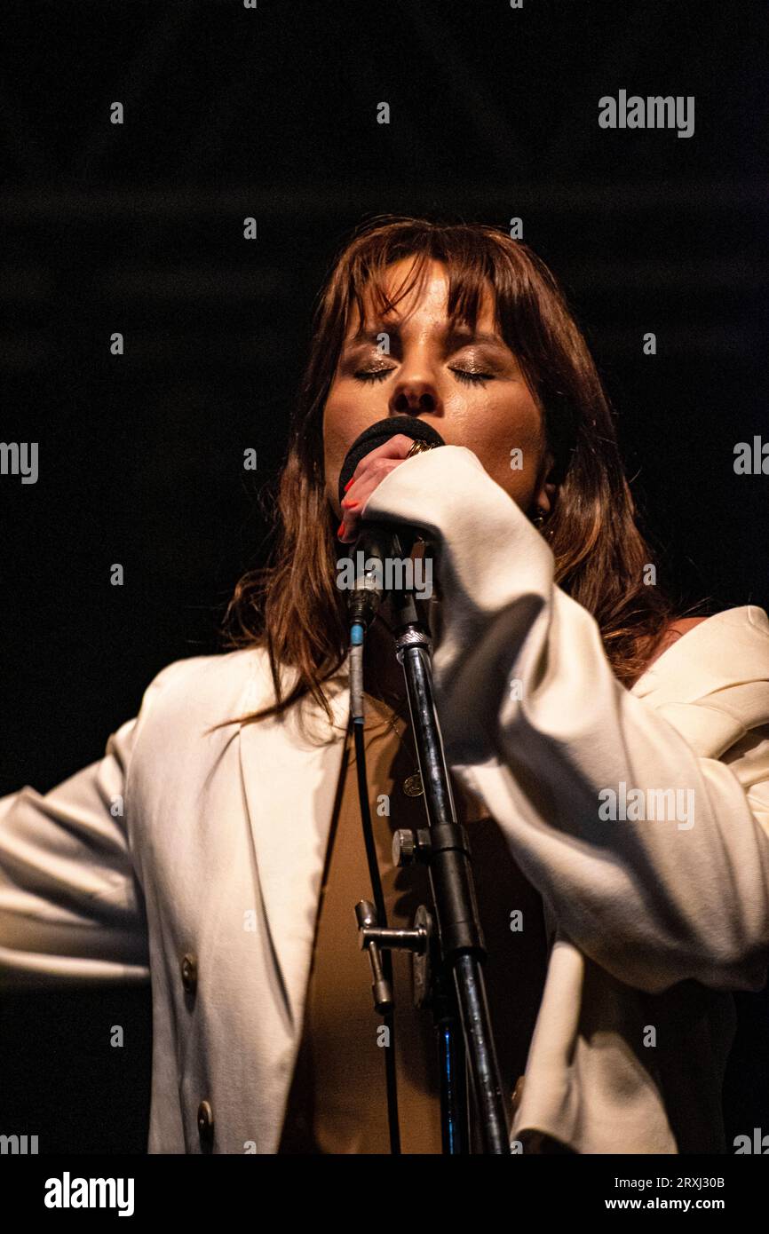 Daughter rosario hi-res stock photography and images - Alamy