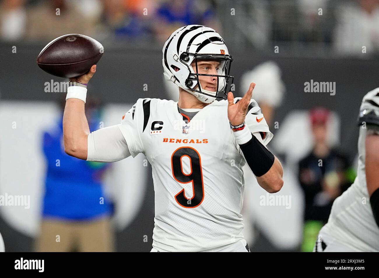 Cincinnati Bengals quarterback Joe Burrow throws during the first half ...
