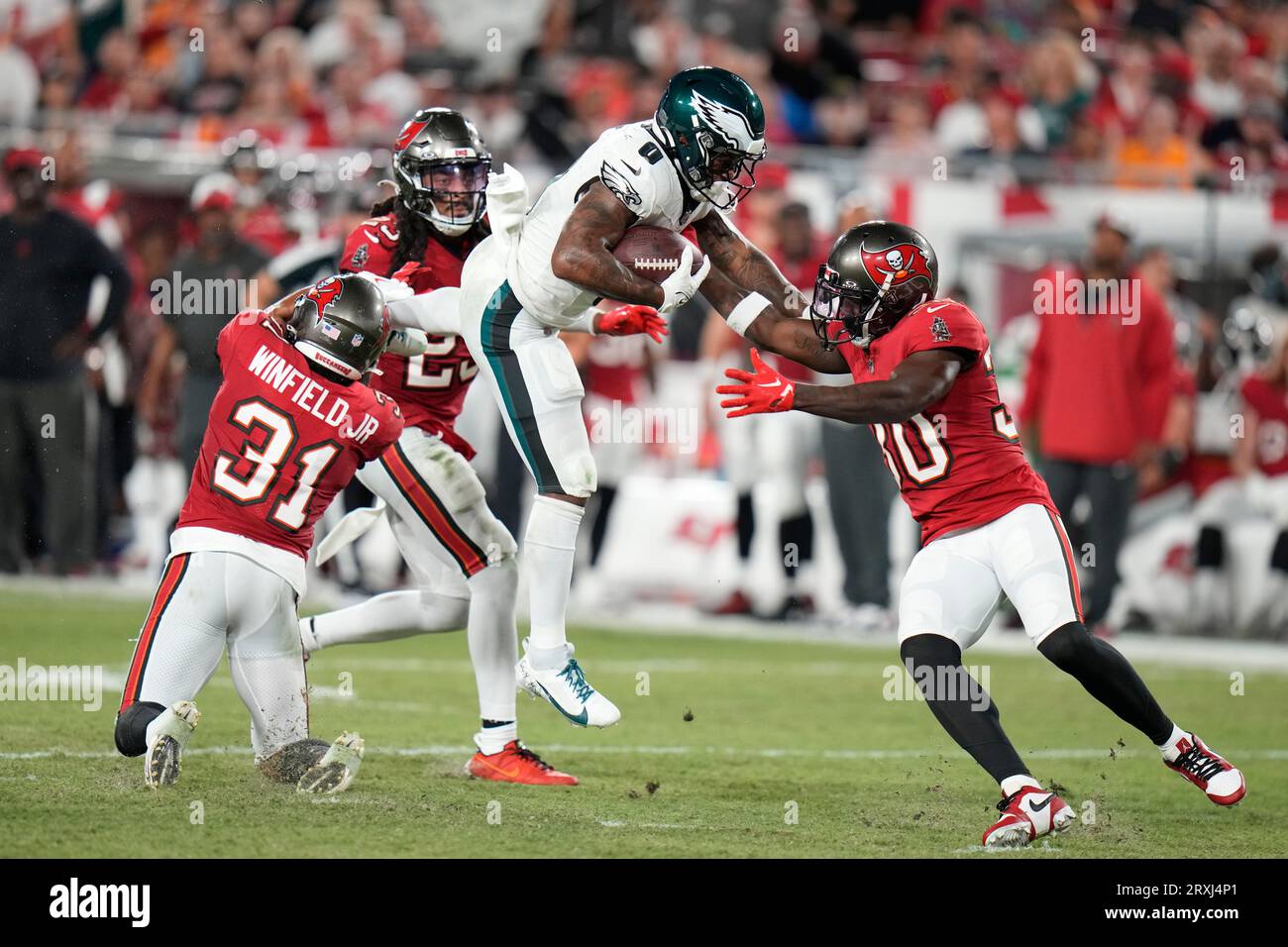 Philadelphia Eagles' D'Andre Swift (0) tries to get past Tampa Bay ...