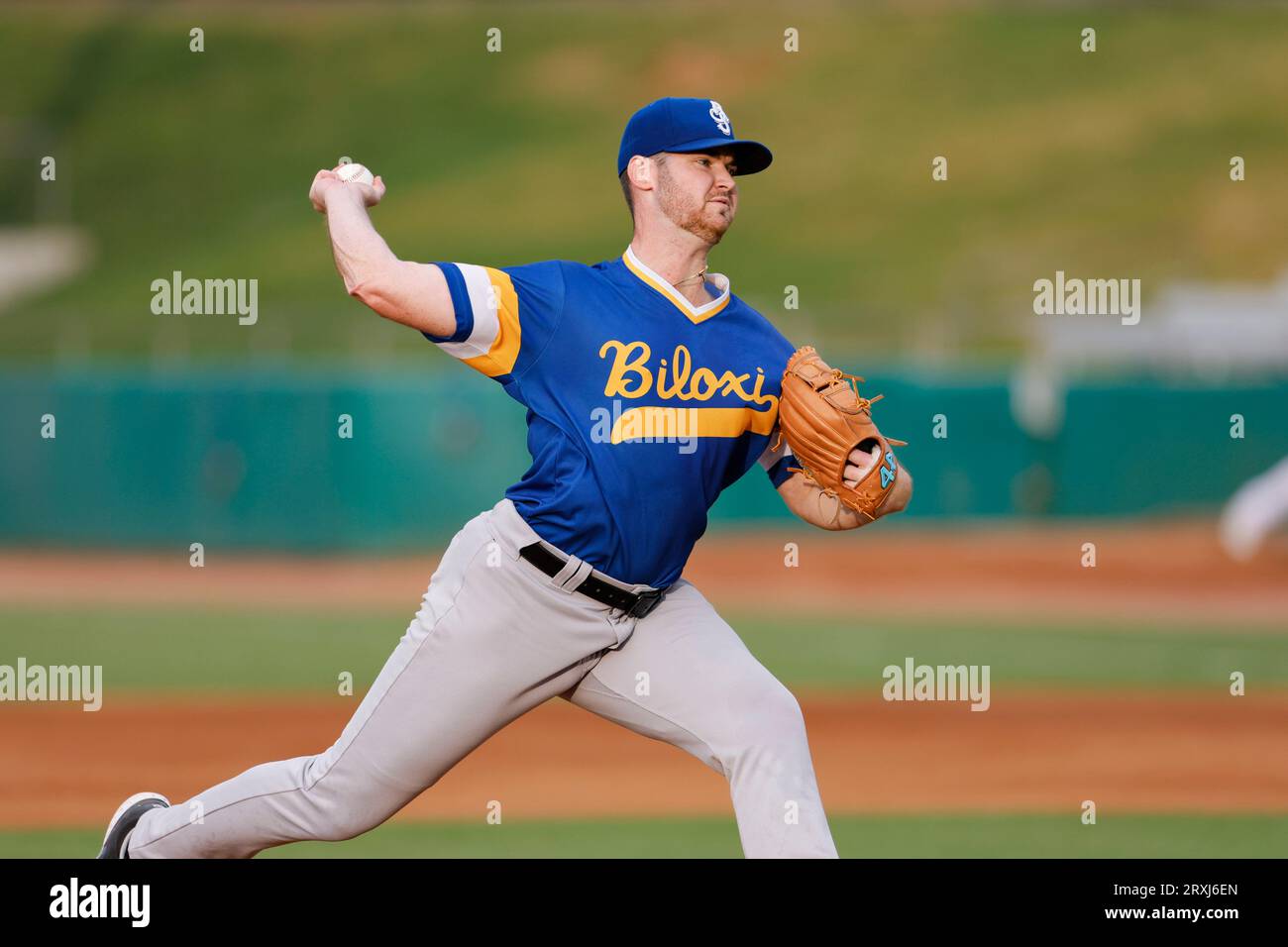 Biloxi Shuckers starting pitcher T.J. Shook (27) in action against the ...