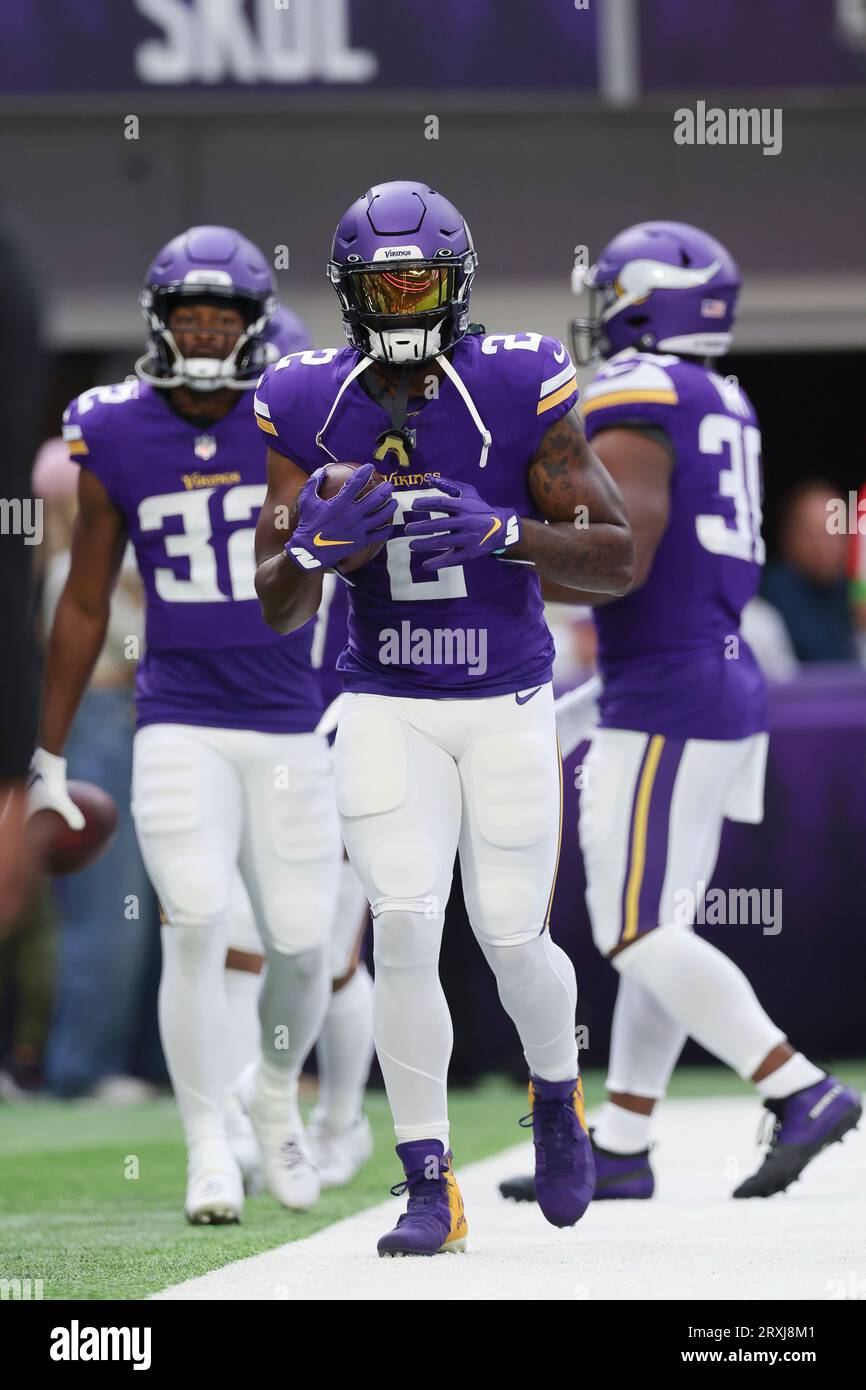 Minnesota Vikings running back Alexander Mattison (2) warms up before ...