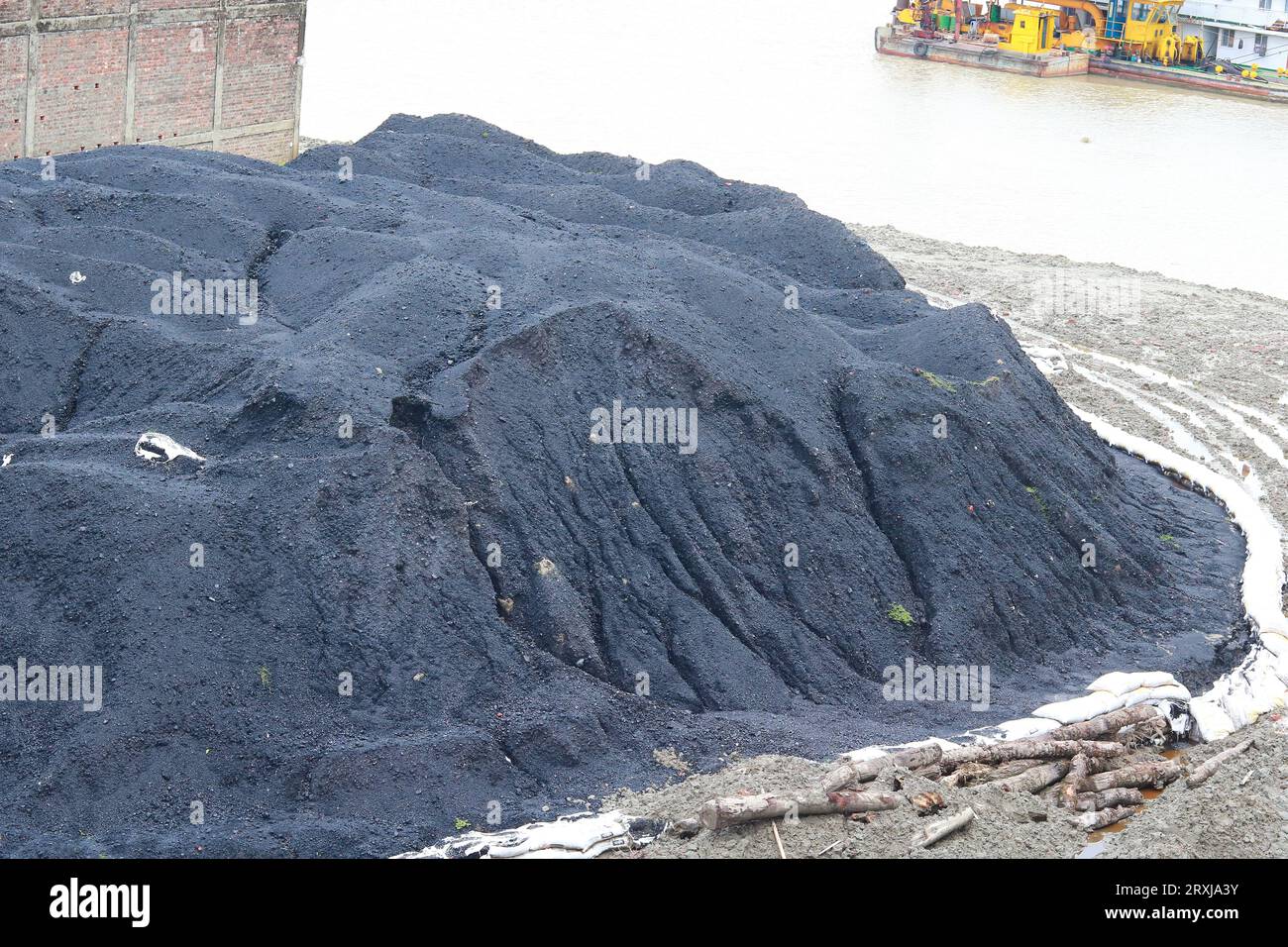 Indonesian steam coal dumb in open fields, Coal storage stock photo ...