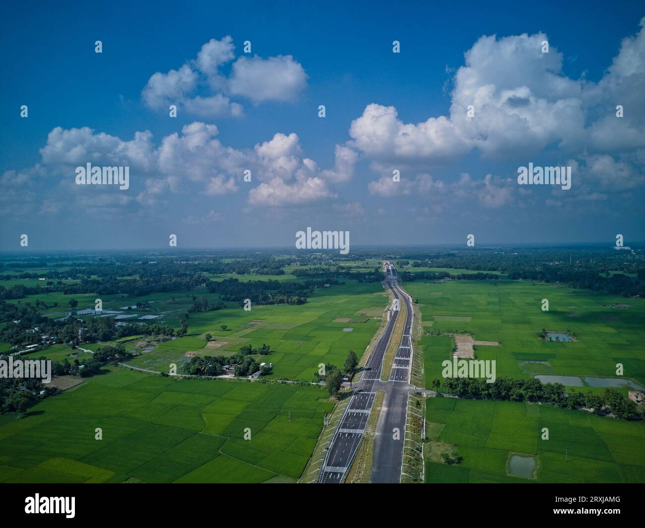 National highway 16 india hi-res stock photography and images - Alamy
