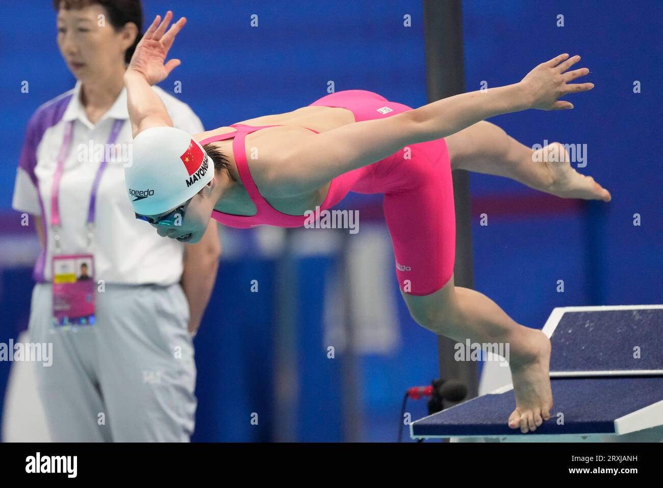 China's Ma Yonghui competes during the women's 400m freestyle swimming ...
