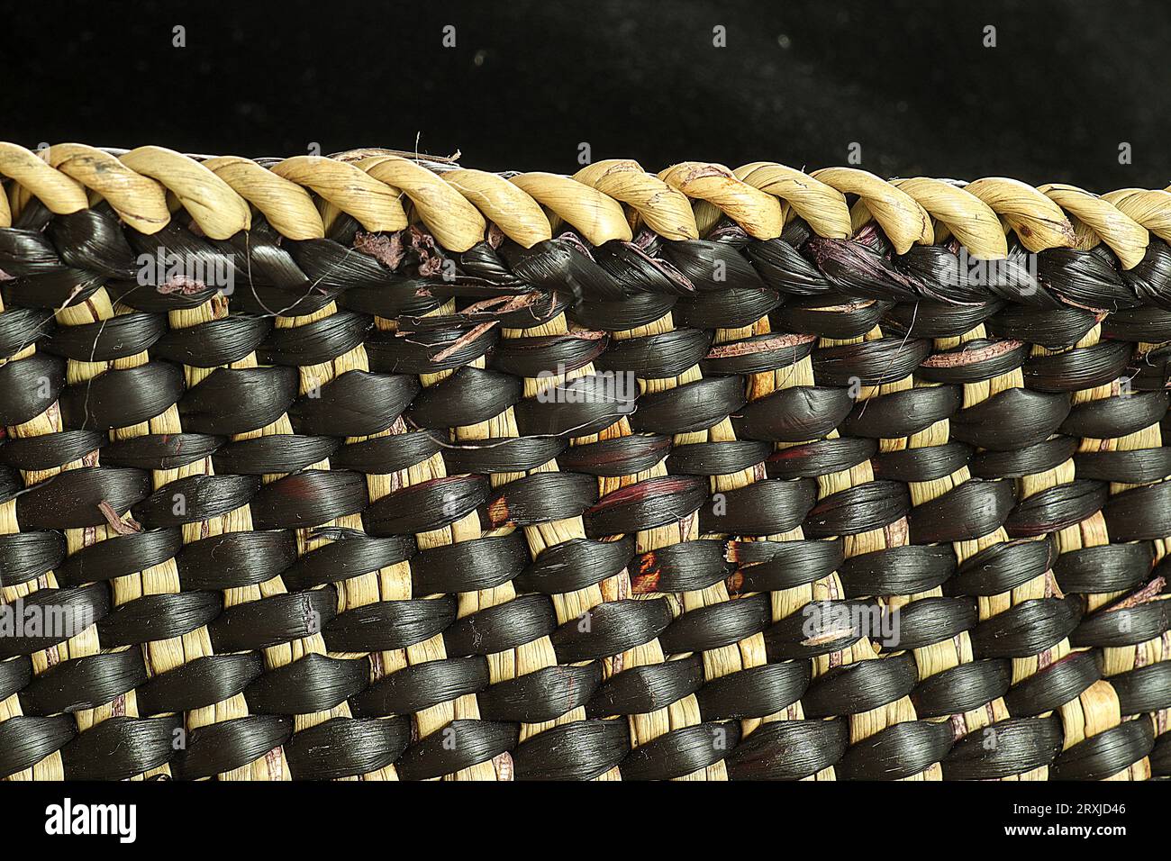 Maori flax basket hi-res stock photography and images - Alamy