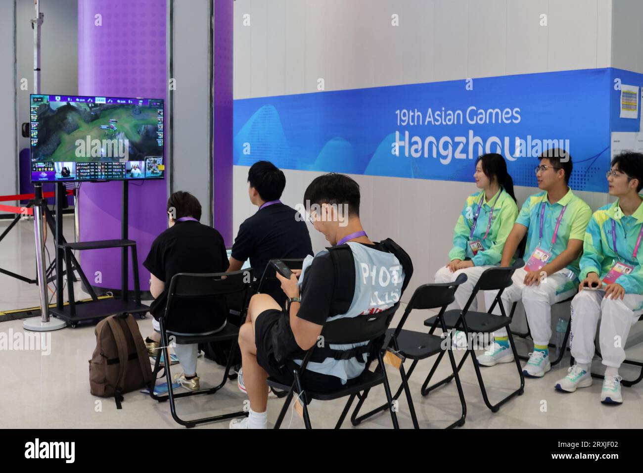 League of legends china hi-res stock photography and images - Alamy