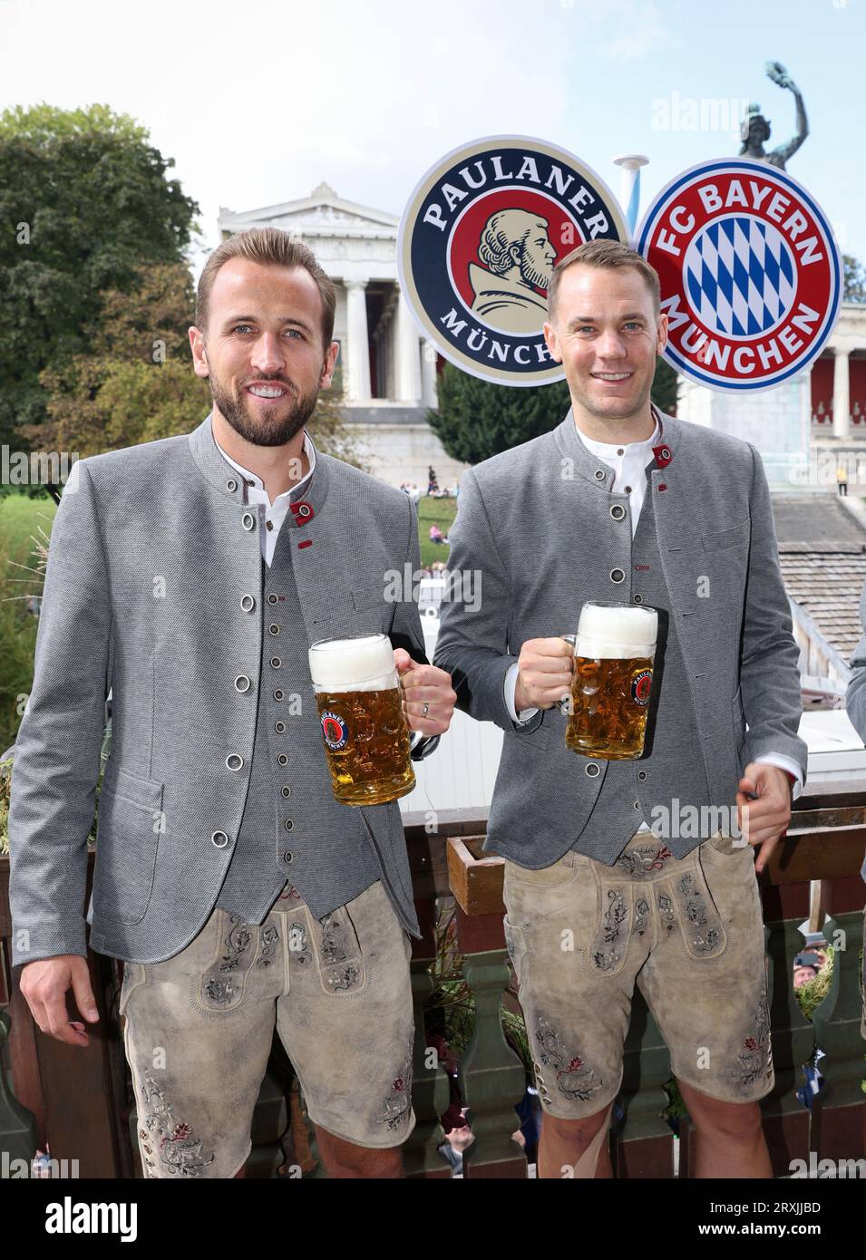 Harry Kane of Bayern Muenchen Manuel Neuer of Bayern Muenchen ...