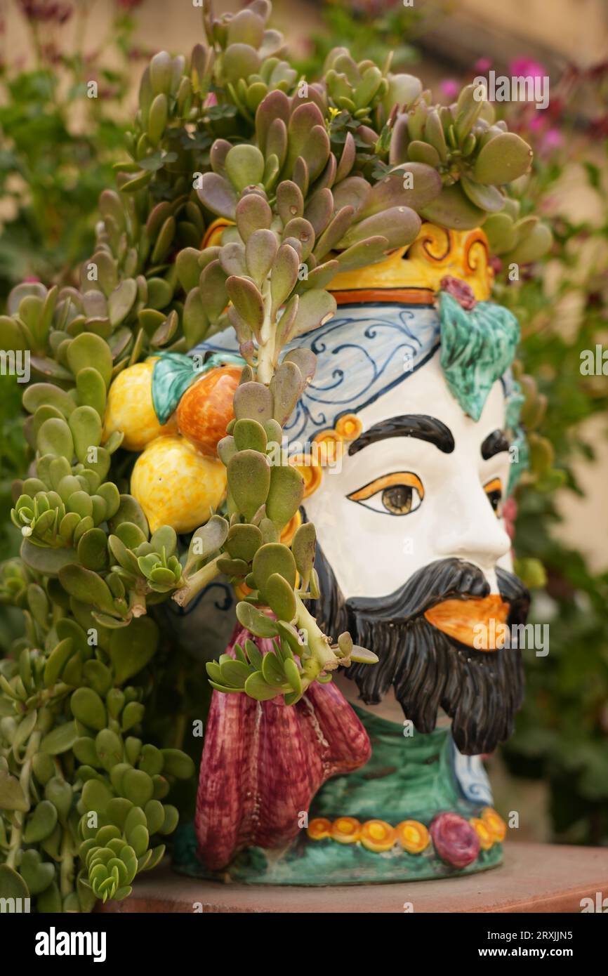 Traditional baroque ceramic moorish heads, Taormina, Sicily Stock Photo ...