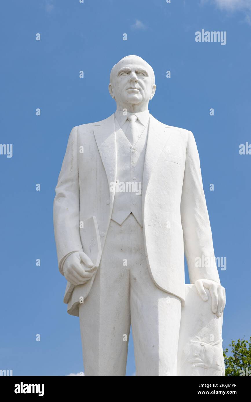 Thessaloniki, Greece - April 29, 2023: Konstantinos Karamanlis Statue ...