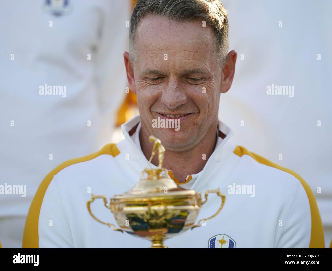 Team Europe Captain Luke Donald with the Ryder Cup Trophy at the Marco ...