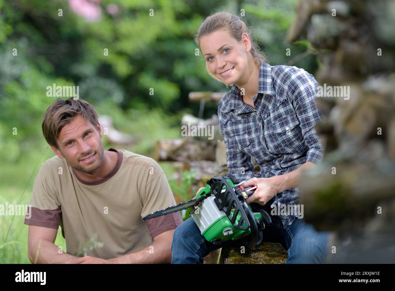 Woodsmen hi-res stock photography and images - Alamy