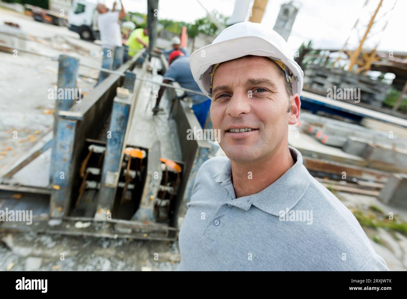 portrait of an engineer outdoor Stock Photo - Alamy