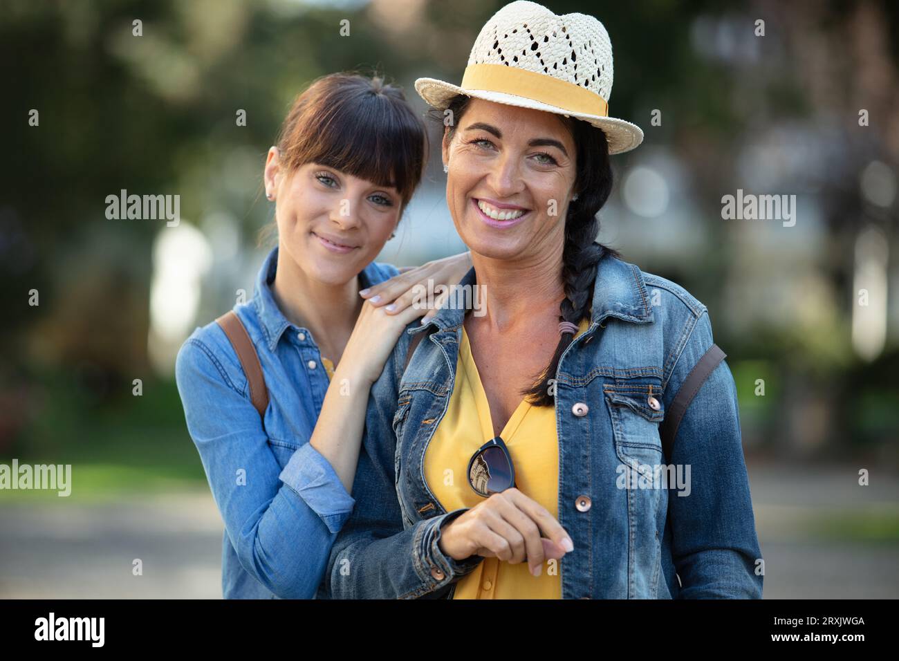Two guests outside hi-res stock photography and images - Alamy