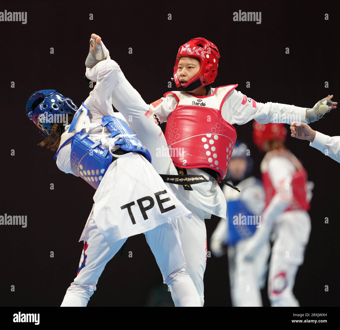 Hangzhou, China's Zhejiang Province. 26th Sep, 2023. Zuo Ju (R) of ...