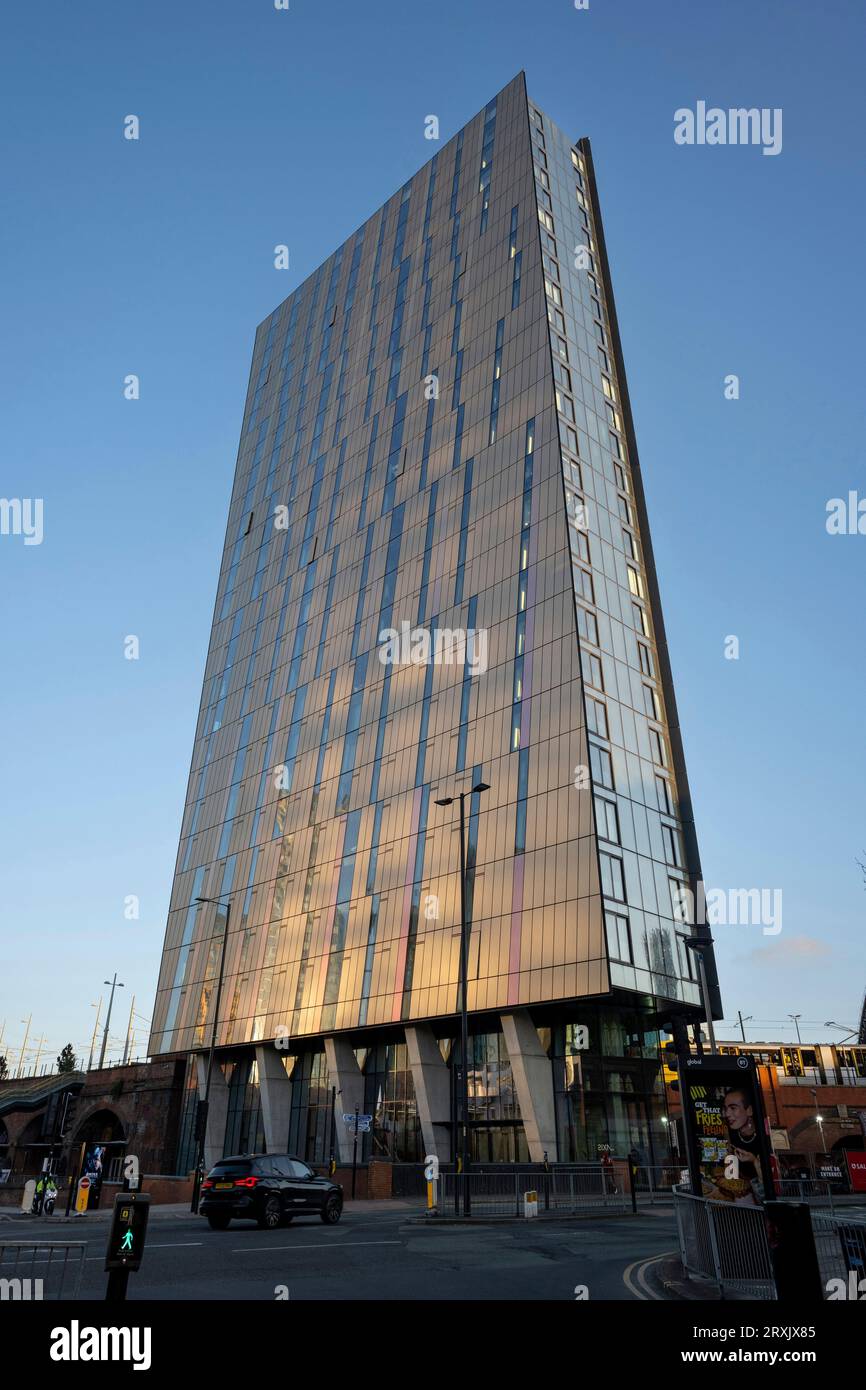 Axis manchester hi-res stock photography and images - Alamy