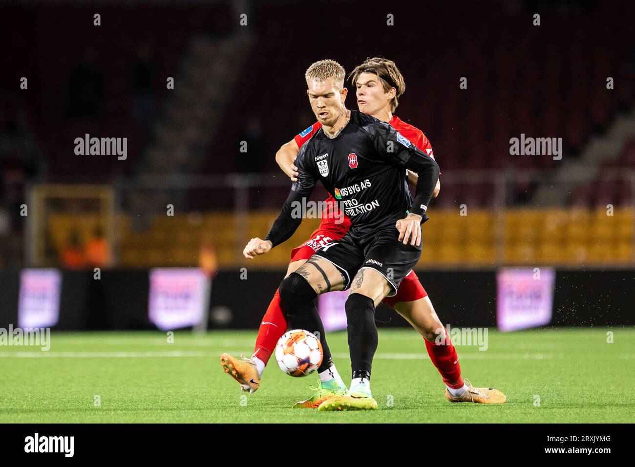 Simon makienok hi-res stock photography and images - Alamy