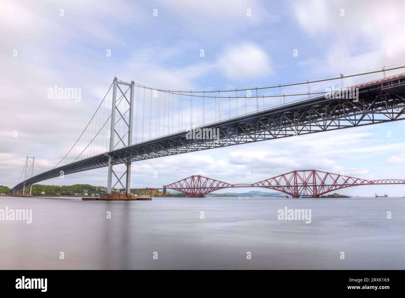 Cantilever railway bridge hi-res stock photography and images - Alamy