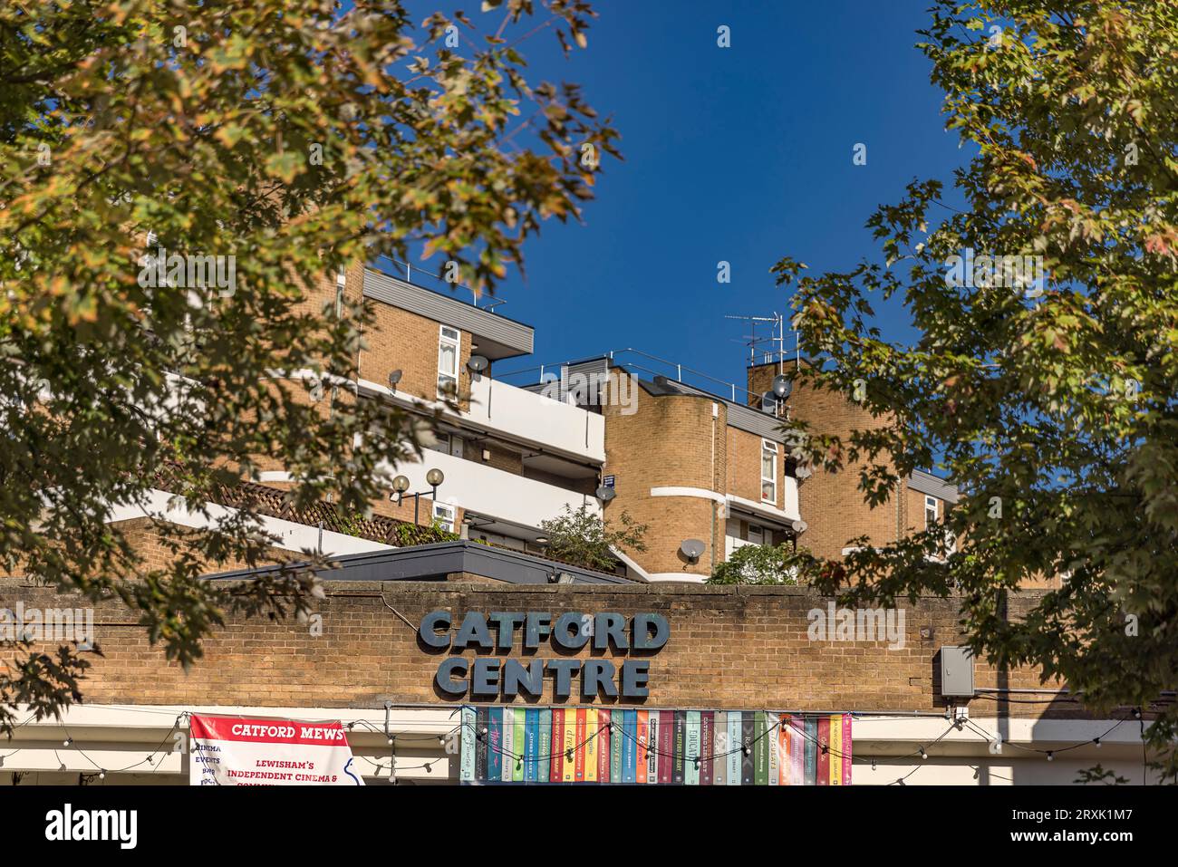 Bus station coffee shop hi-res stock photography and images - Alamy