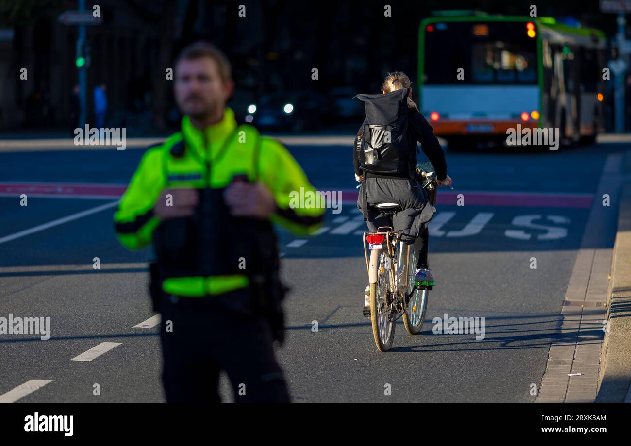 Traffic control police hi-res stock photography and images - Alamy