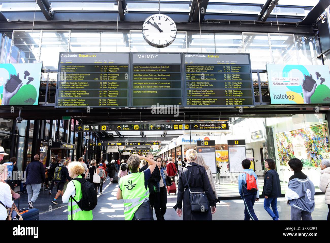 The Central Railway station in Malmö, Sweden Stock Photo - Alamy