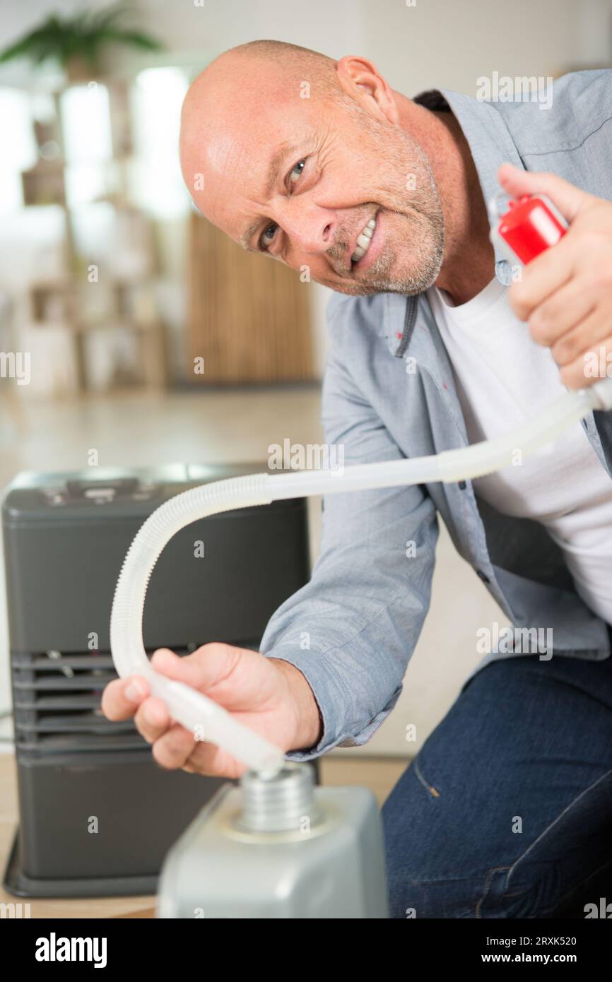 Siphoning hi-res stock photography and images - Alamy